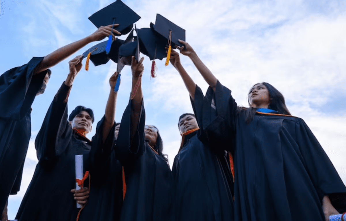 Emirati students can now apply for Islamic Studies scholarship ...